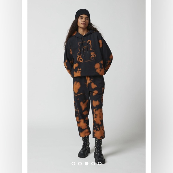 Teddy Fresh | Tops | Nwt Teddy Fresh Bleach Graphic Hoodie Sweatshirt ...